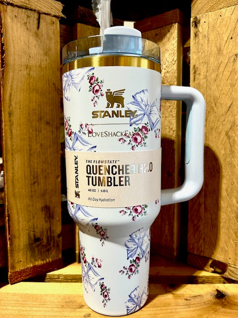 The Stanley X LoveShackFancy Holiday Quencher |40 OZ - Rosa Beaux Blue ...